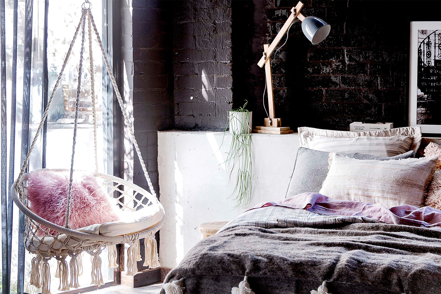 10 gorgeous rooms with hanging chairs | Home Beautiful